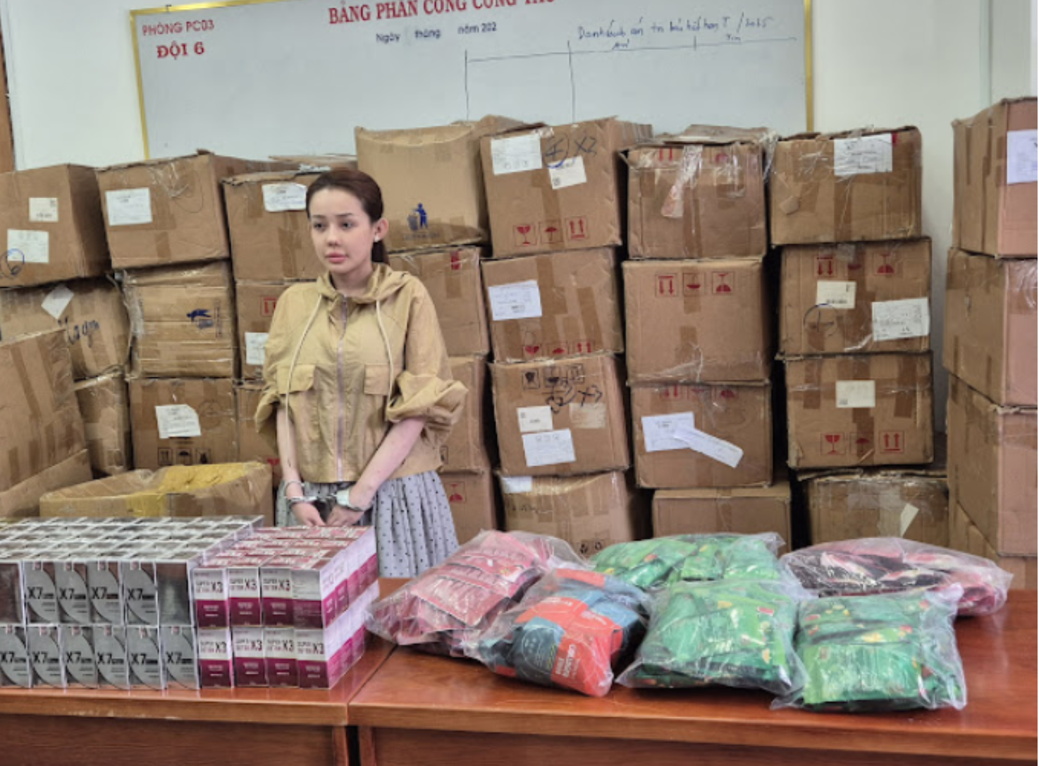 Trước khi bị bắt, Ngân 98 từng bán những sản phẩm giảm cân nào?