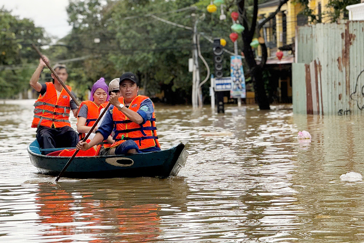 Warning of severe flooding and widespread rain from the night of ...