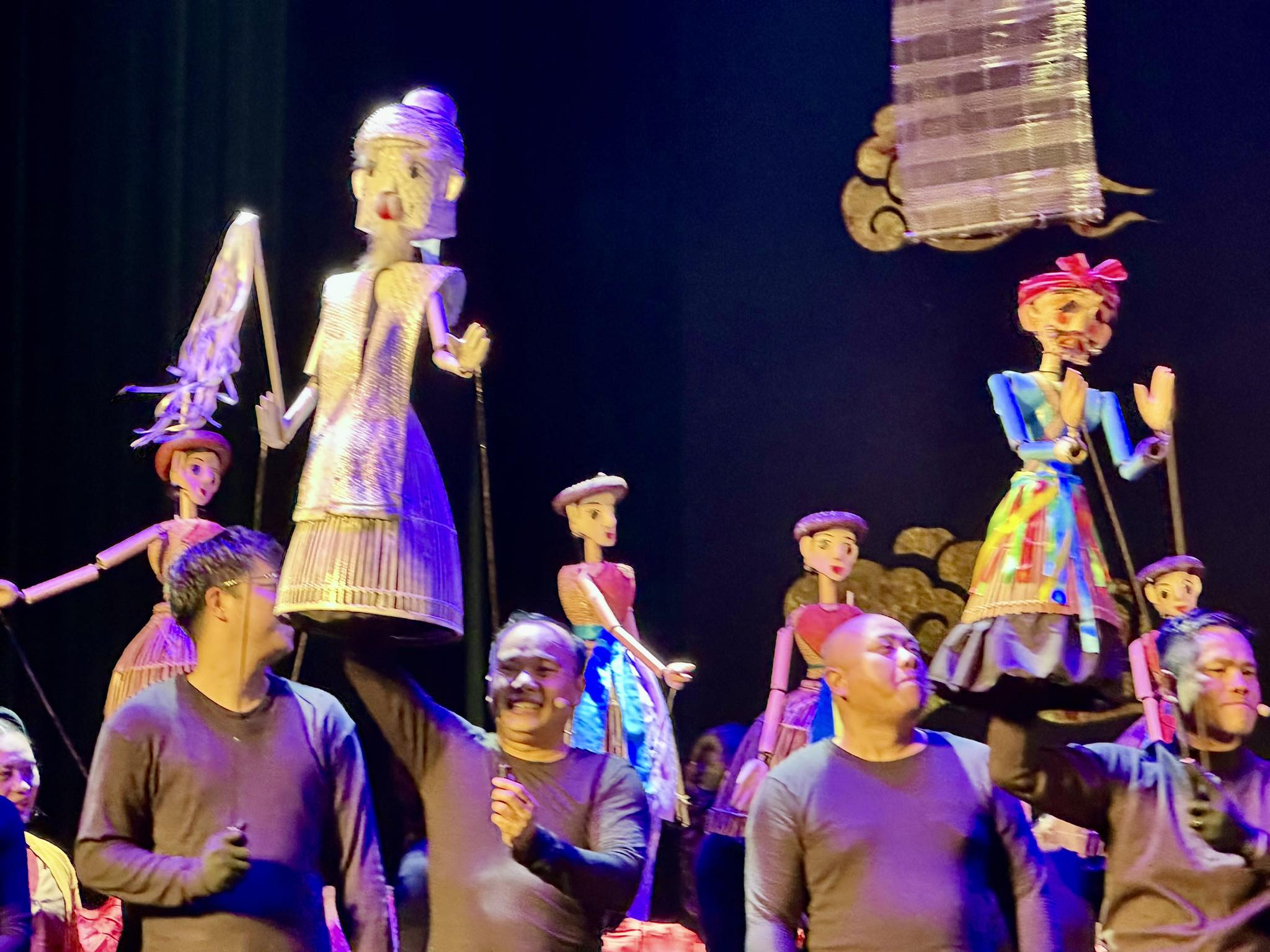 "Tam Cam" - a new version by Thang Long Puppet Theatre.