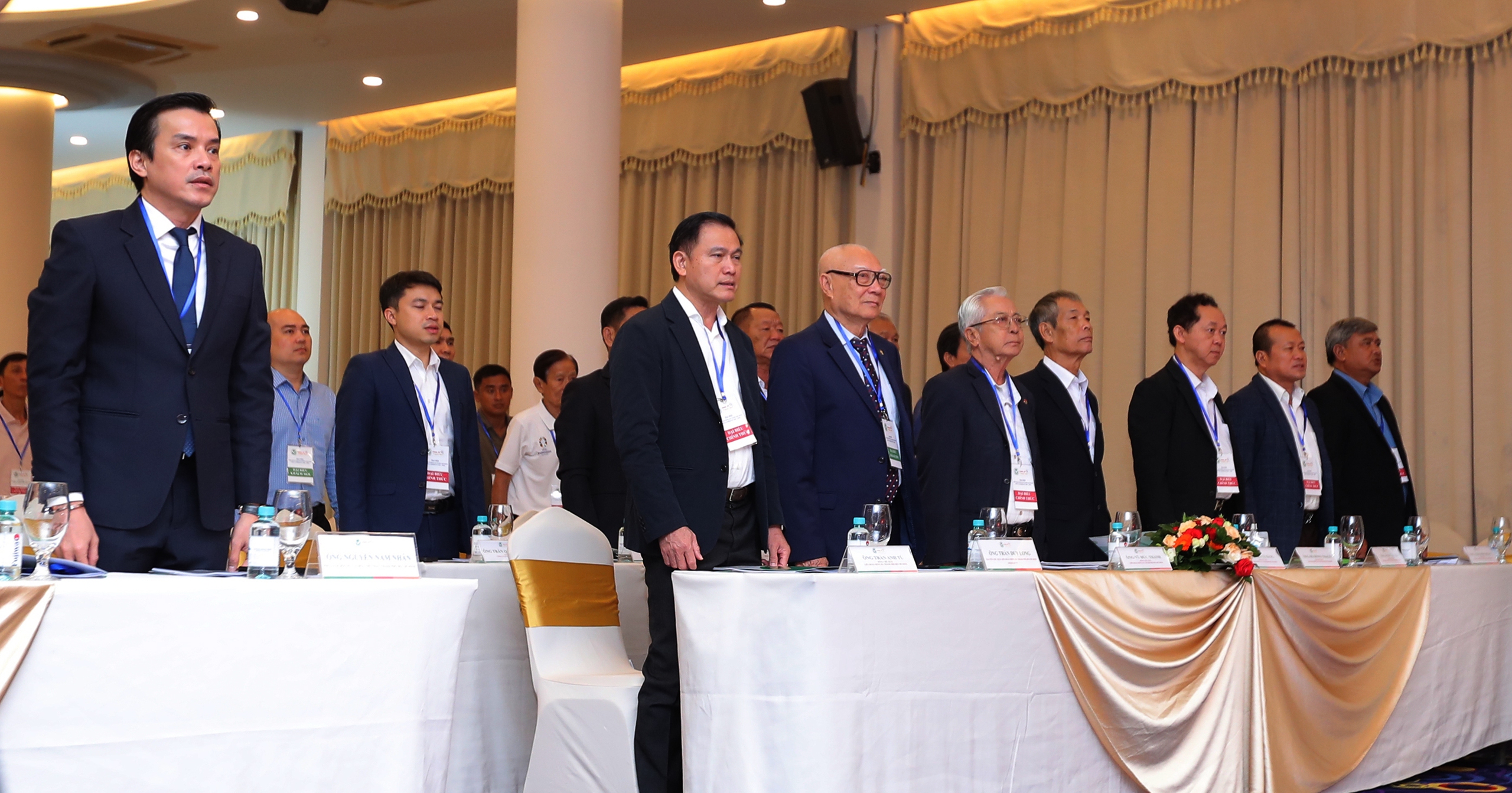 Mr. Tran Anh Tu was re-elected as Chairman of the Ho Chi Minh City Football Federation.