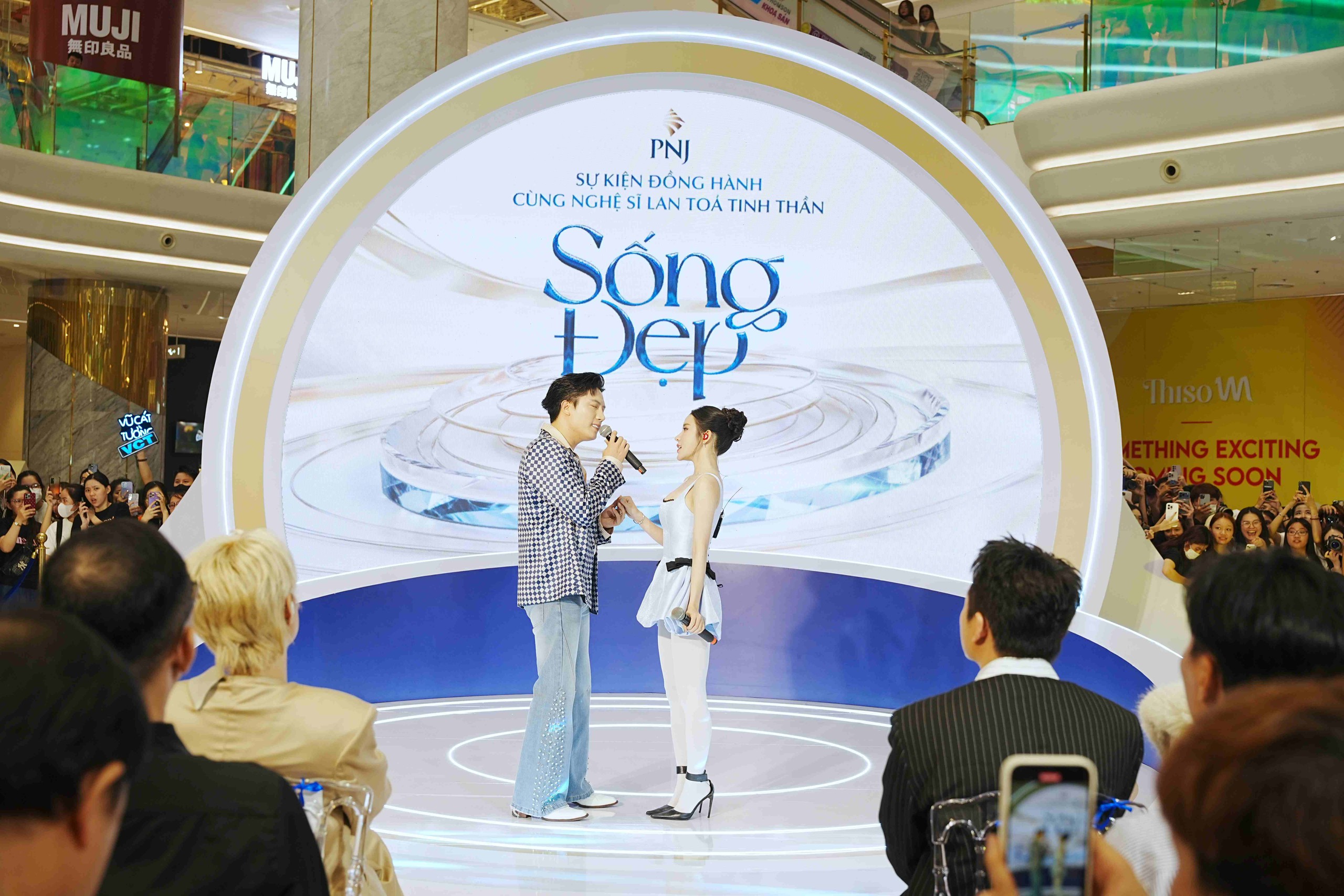 Anh Tú, LyLy, Vũ Cát Tường chia sẻ góc nhìn về "Sống đẹp"