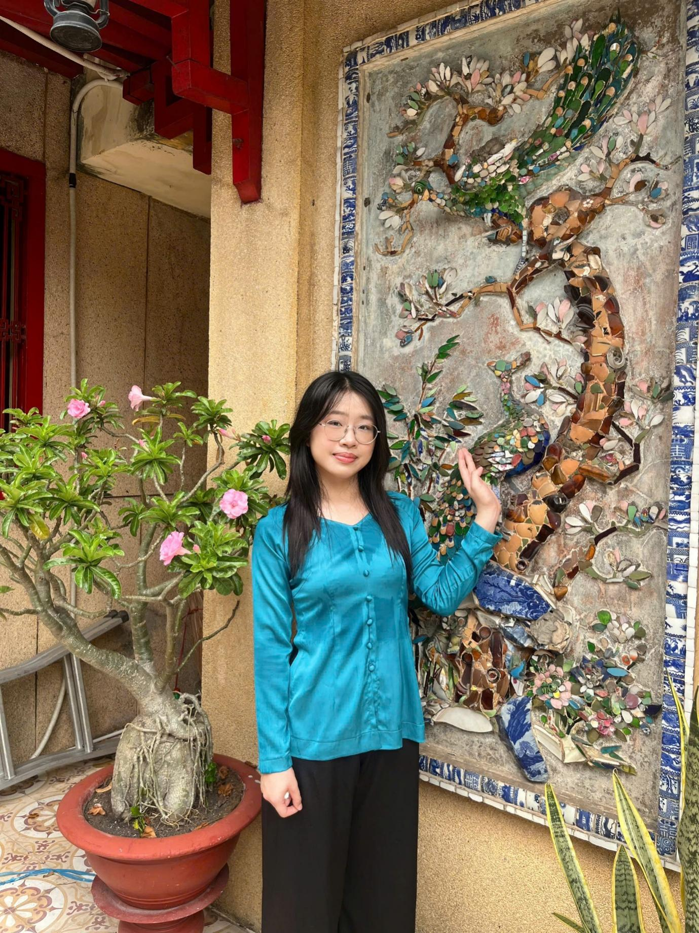 Áo bà ba "Dáng Việt Phương Nam": Dấu ấn tại THE CREATOR 2025
