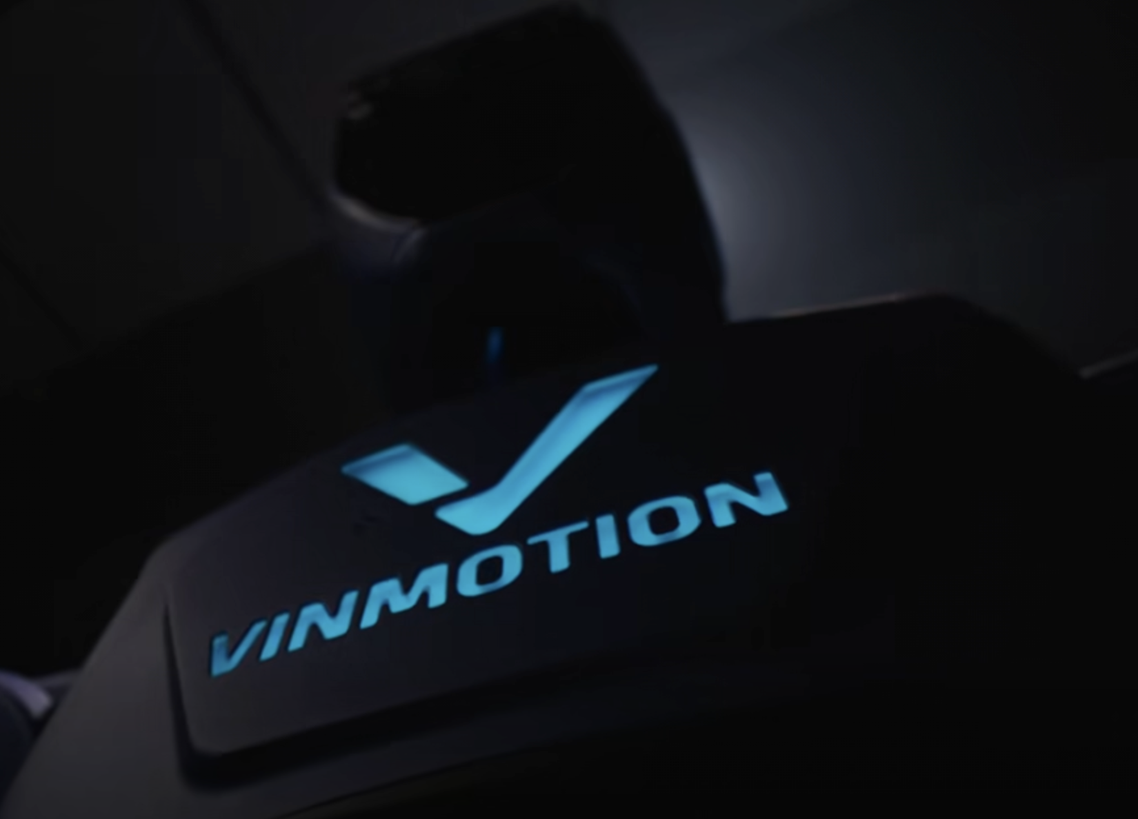 A 10-second clip reveals VinMotion's second-generation humanoid robot.