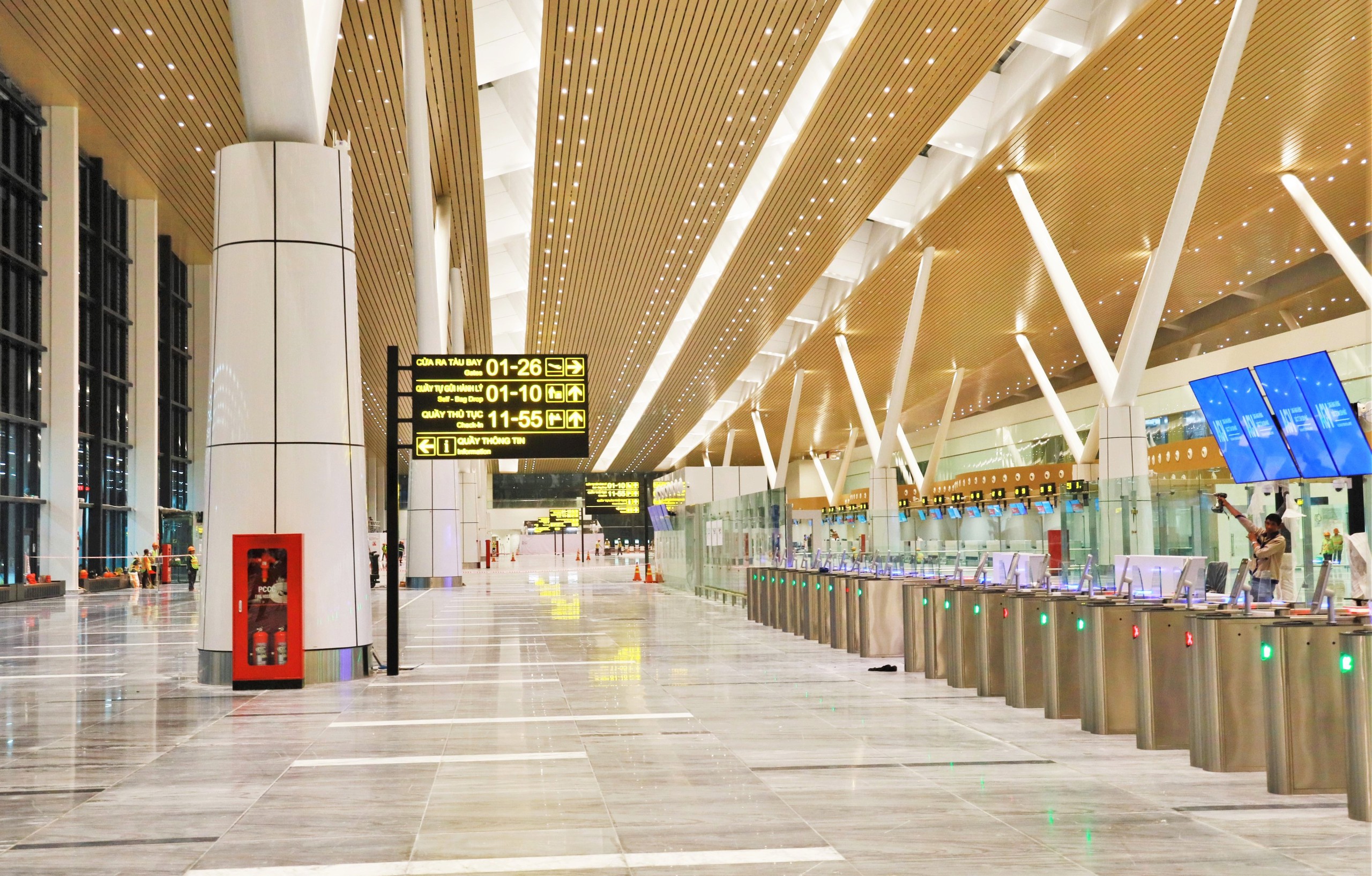 Cận cảnh nhà ga T3 Tân Sơn Nhất và những lưu ý quan trọng