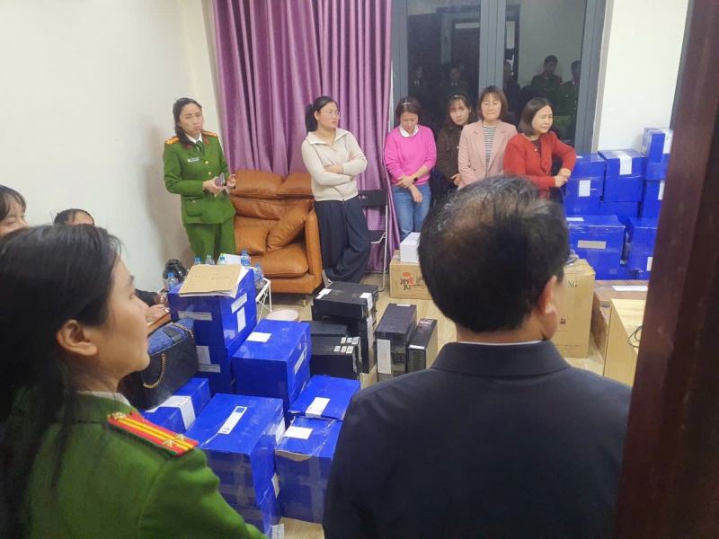 Toàn cảnh đường dây sản xuất, phân phối 573 loại sữa bột giả