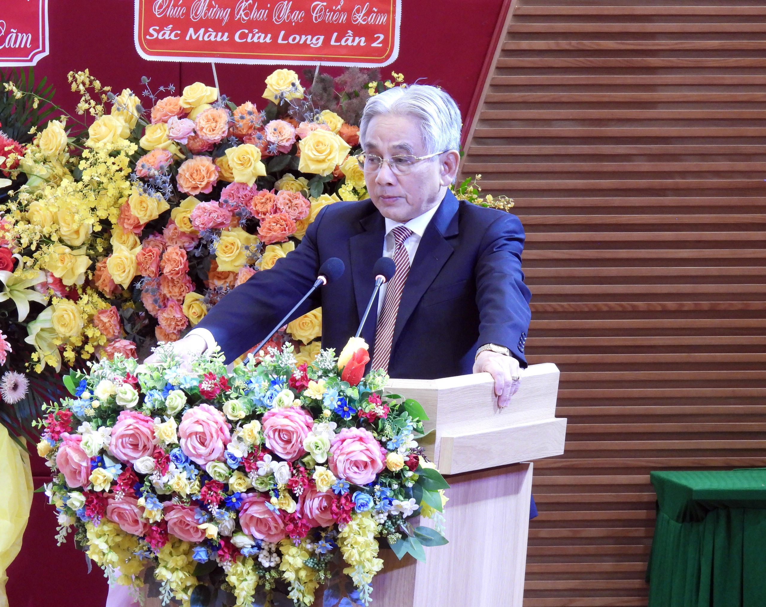 Cuu Long University exhibition "Colors of Cuu Long"