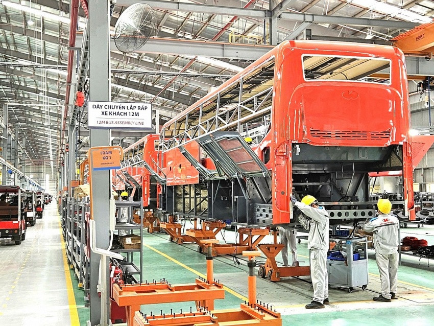 Kim Long Motor enters passenger car market with 100,000-vehicle plant