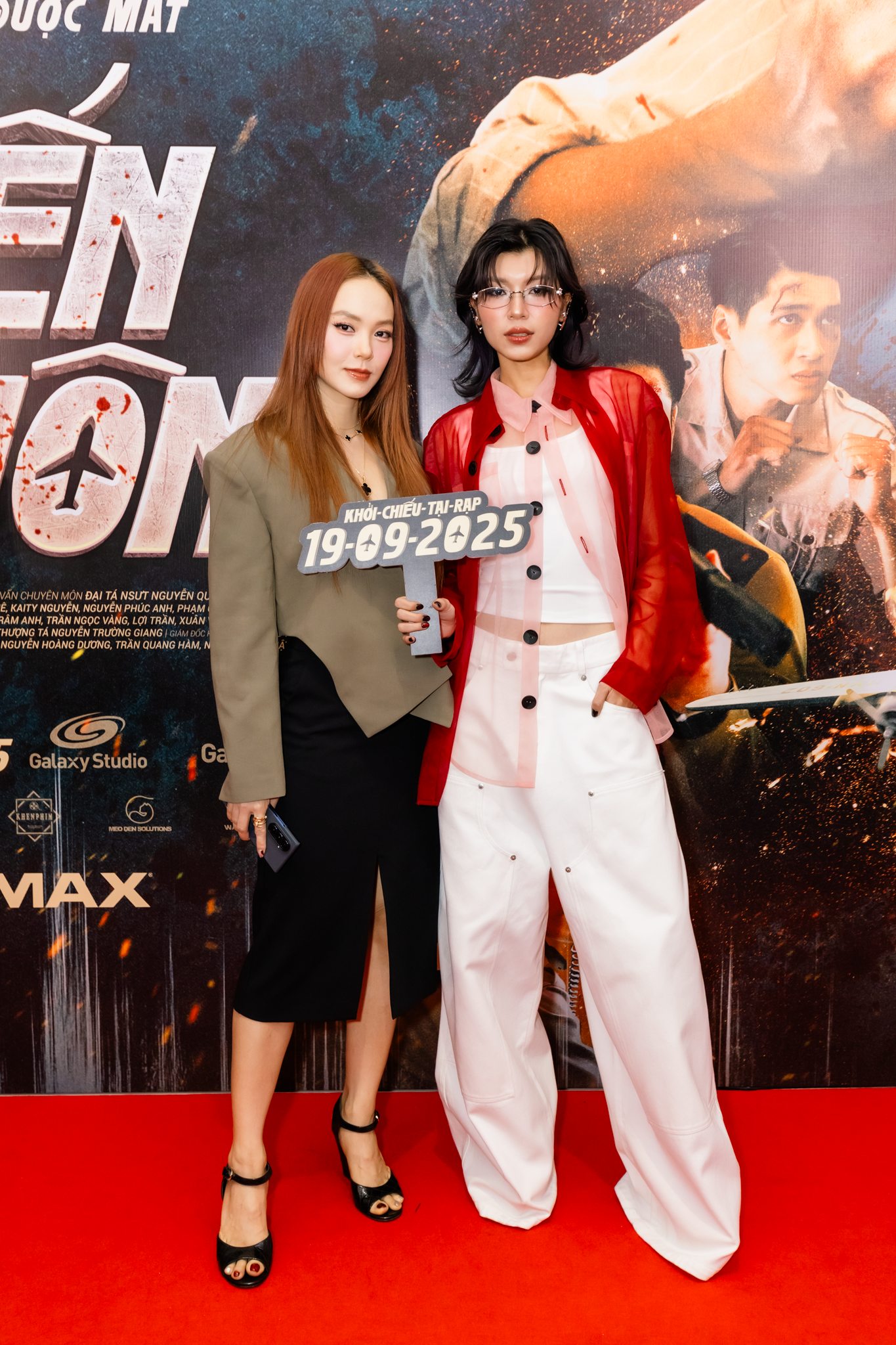 Minh Hằng, Thu Trang… chúc mừng Thái Hòa, Kaity Nguyễn