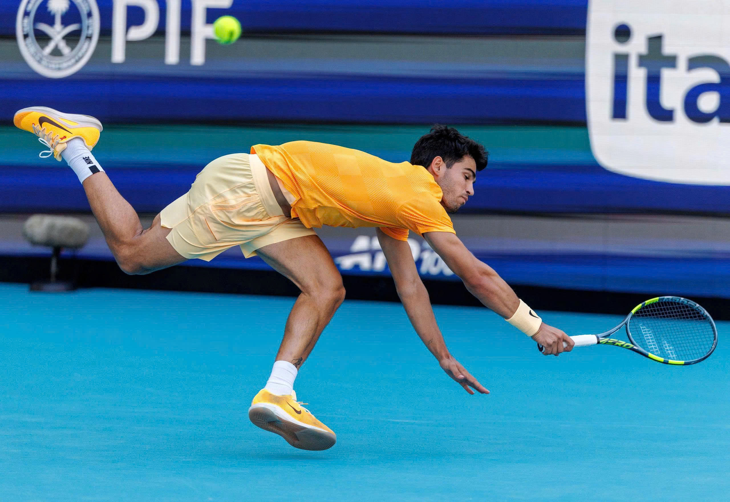 Alcaraz continues to falter at the Miami Open.