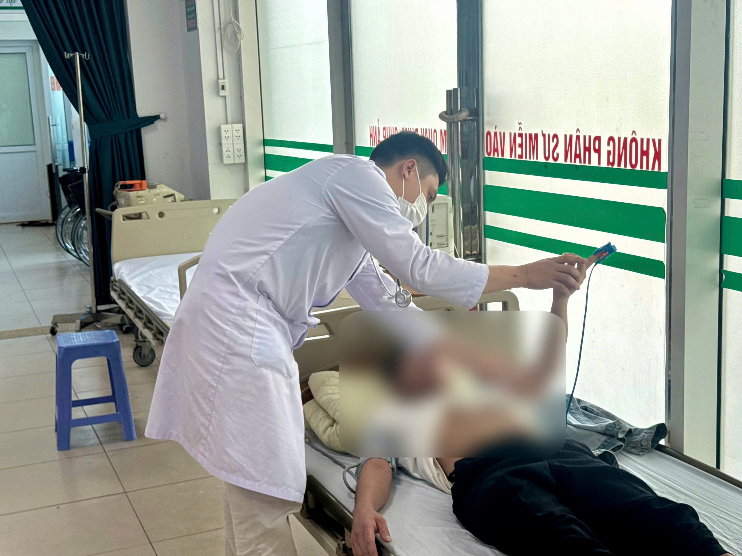 Nam shipper say nắng mất lái dẫn tới bị tai nạn giao thông khi đi giao ...