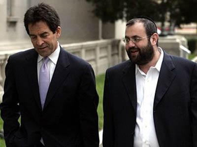 Phận “chim mồi” của Solomon Dwek