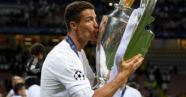 CR7 dành hết tiền thưởng Champions League làm từ thiện