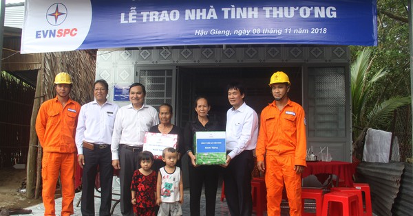 EVN SPC trao 20 căn nhà tình nghĩa, tình thương tại Hậu Giang