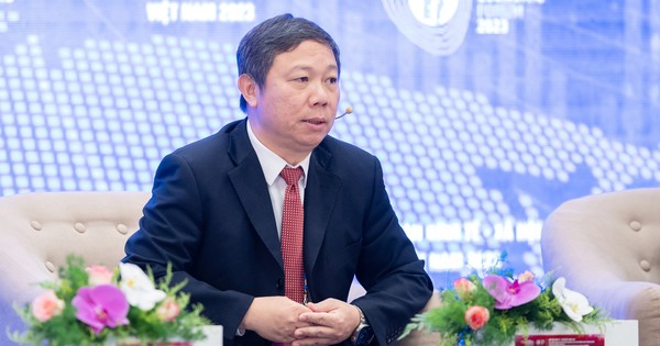 Phó Chủ tịch Dương Anh Đức: Con người là quan trọng nhất khi triển khai Nghị quyết 98