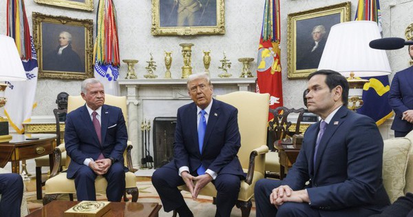 Tổng thống Trump làm khó vua Jordan, Israel "lên gân" với Hamas
