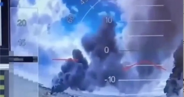 Ukraine mở chiến dịch đặc biệt, 40 máy bay ném bom Nga cháy rụi?