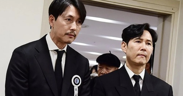 Tài tử Lee Jung-jae, Jung Woo-sung túc trực đám tang của Ahn Sung-ki