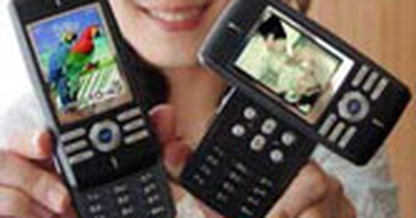 Samsung trình làng điện thoại SCH-B200
