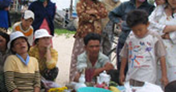 Đà Nẵng - Bãi biển thành bãi tang