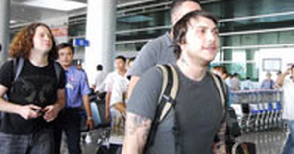 MCR đến VN