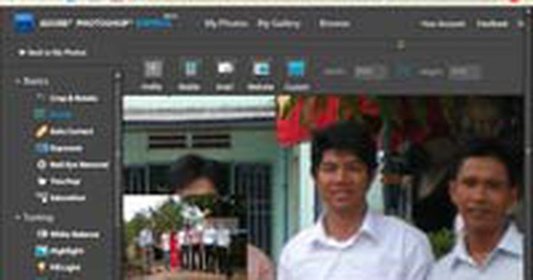 Chỉnh sửa ảnh trực tuyến! Dùng Splashup hay Photoshop Express?