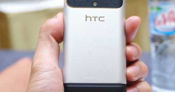 Hãng HTC đang bị cáo buộc "do thám" người dùng