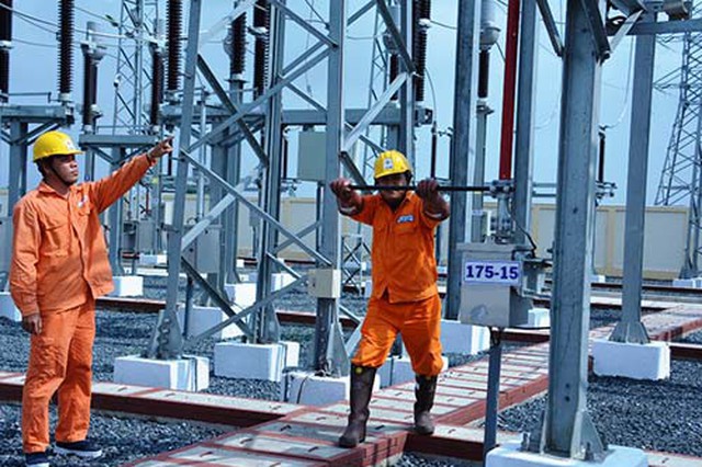 EVN SPC bảo đảm cung cấp điện dịp Tết nguyên đán | Thị trường NLD